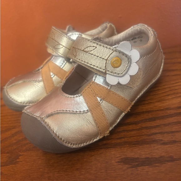 Umi | Shoes | Umi First Walker Toddler Gold Soft Sole Yellow Sz 55 ...